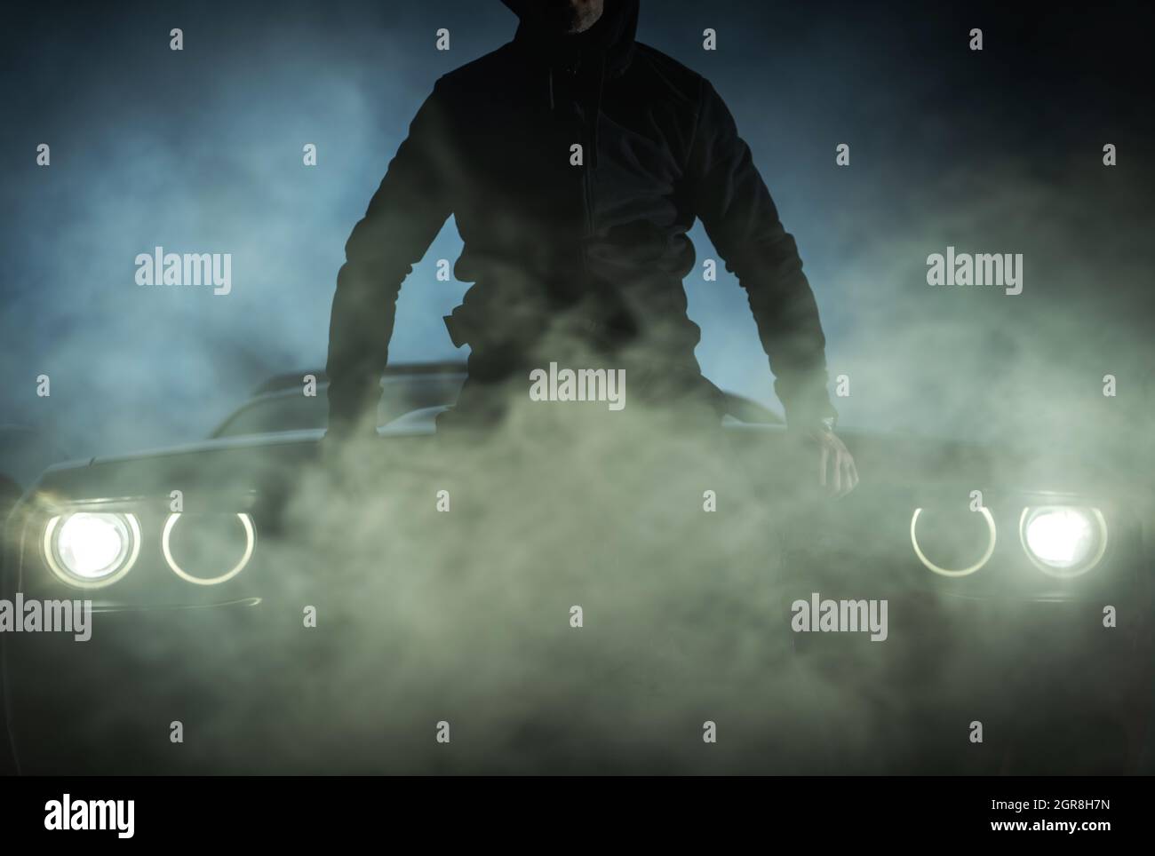 Night racing hi-res stock photography and images - Alamy