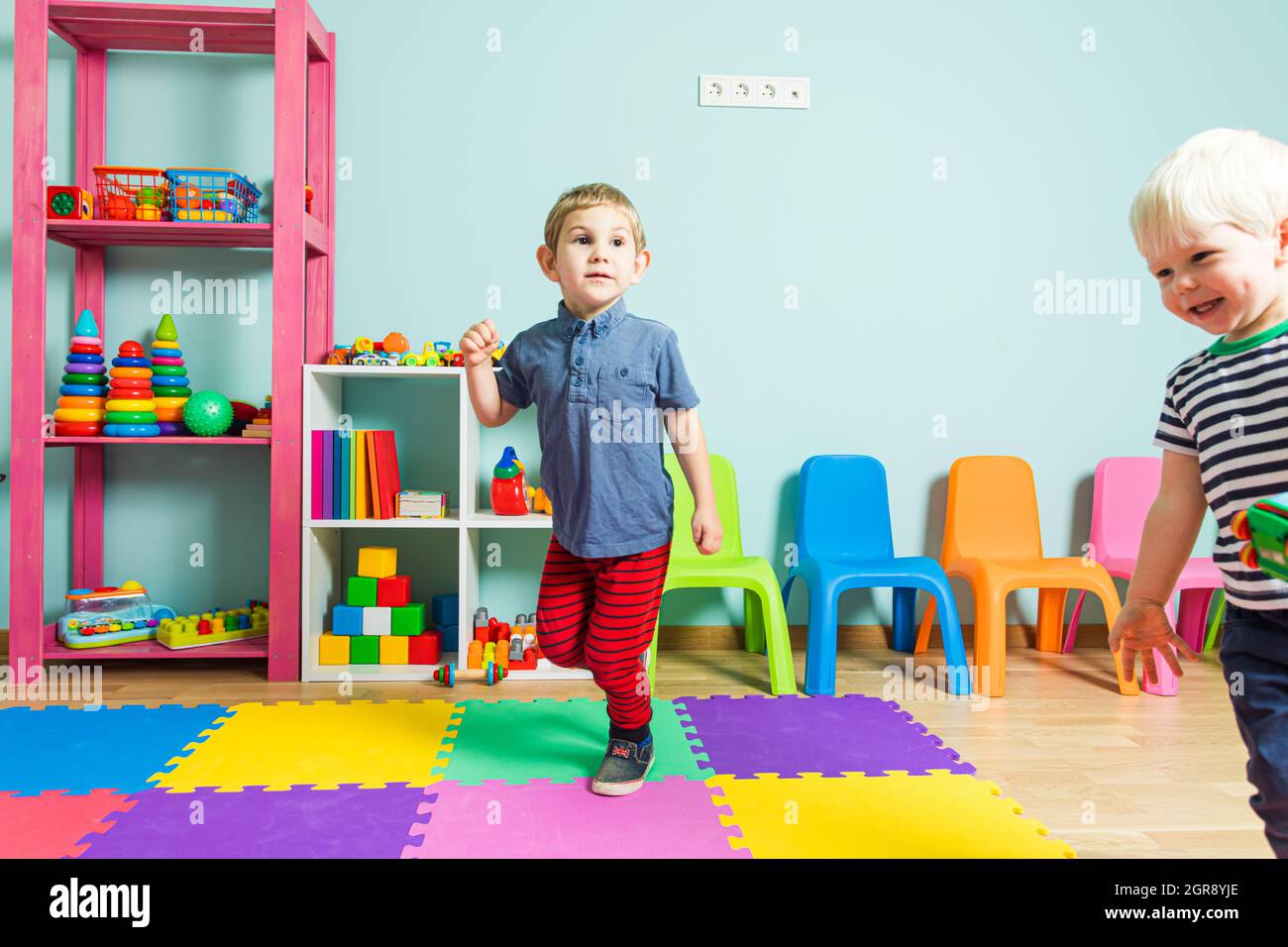 Group cheerful students running in hi-res stock photography and images ...
