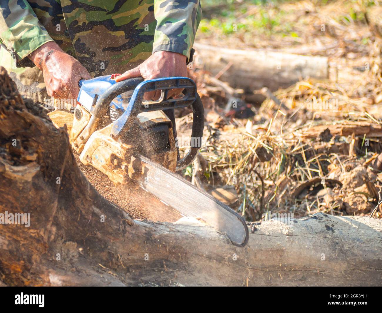 Cutting off gas hi-res stock photography and images - Alamy