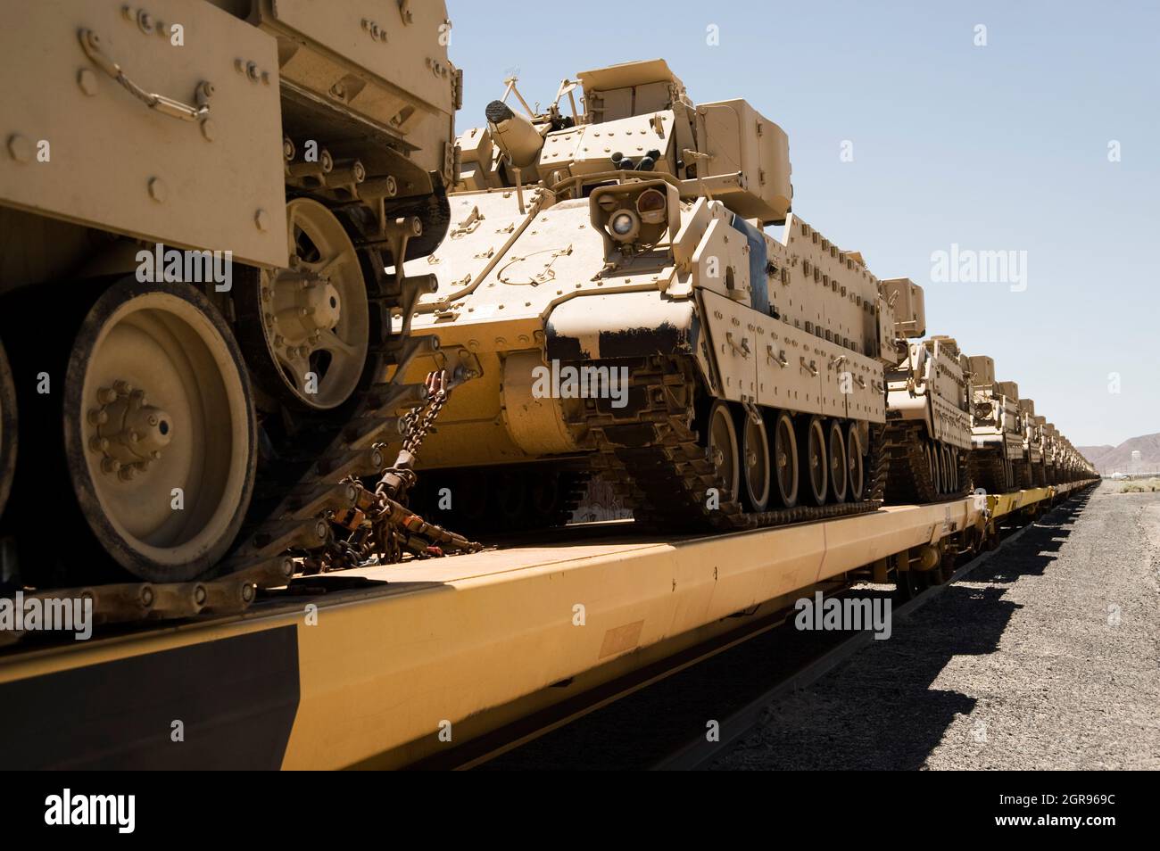 Locomotive artillery hi-res stock photography and images - Alamy