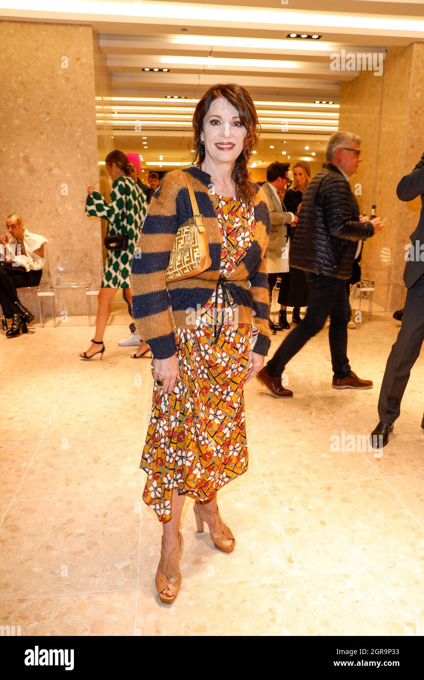 Berlin, Germany. 30th Sep, 2021. Iris Berben comes to the show event of ...