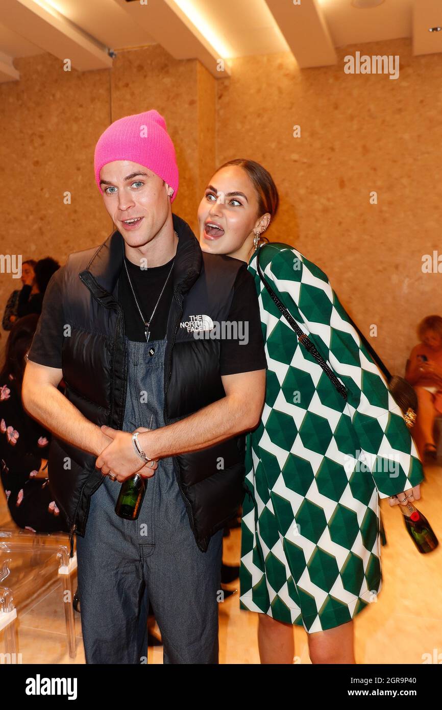 Berlin, Germany. 30th Sep, 2021. Elena Carriere and boyfriend Bjarki ...