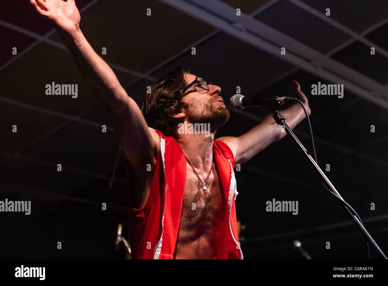 Human limb performing art hi-res stock photography and images - Alamy