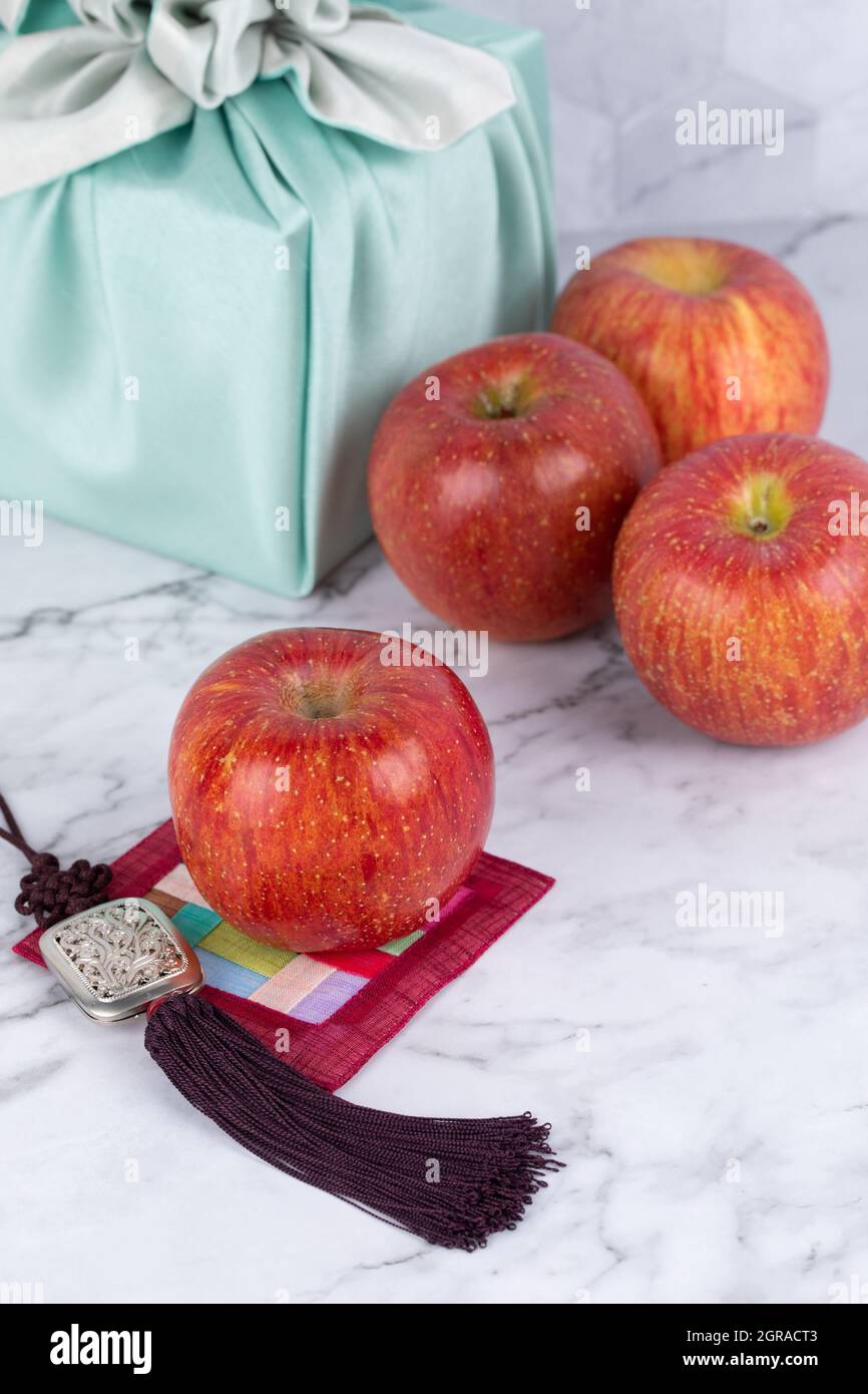 premium apple, typical holiday gift in Korea Stock Photo - Alamy
