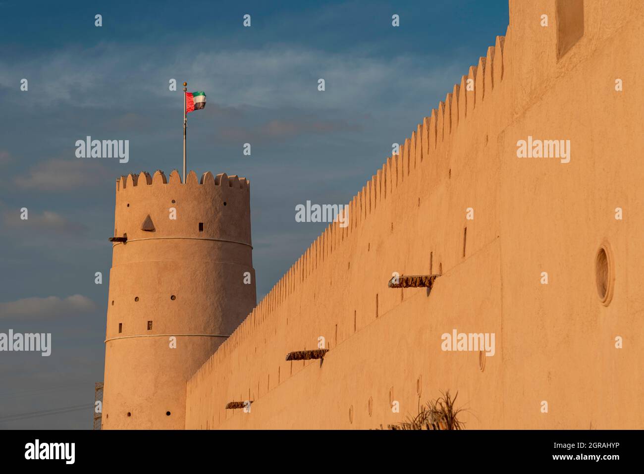 Liwa tower hi-res stock photography and images - Alamy
