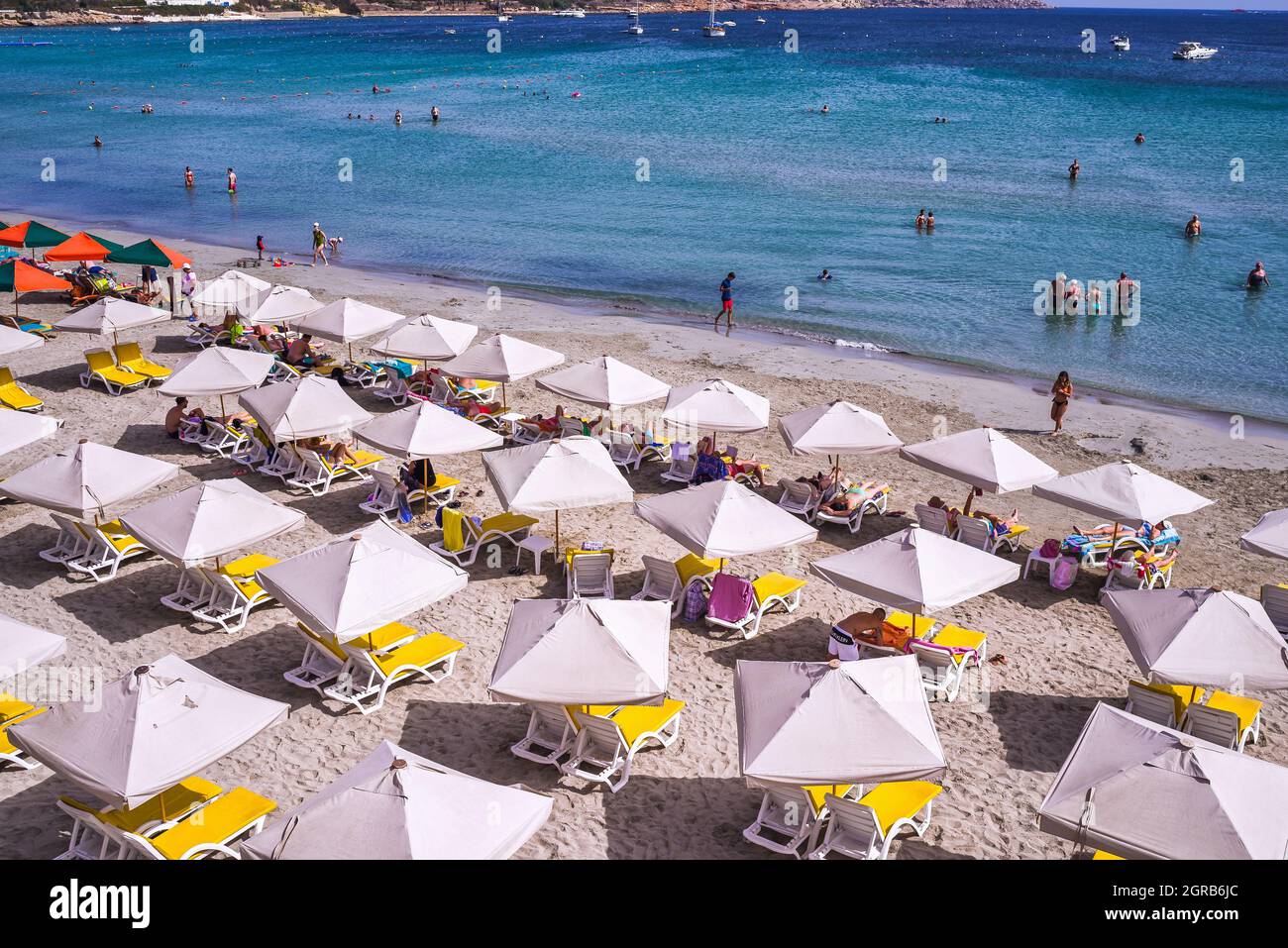 Malta: Mellieha Bay or Ghadira Bay – a vast sandy beach in the north ...