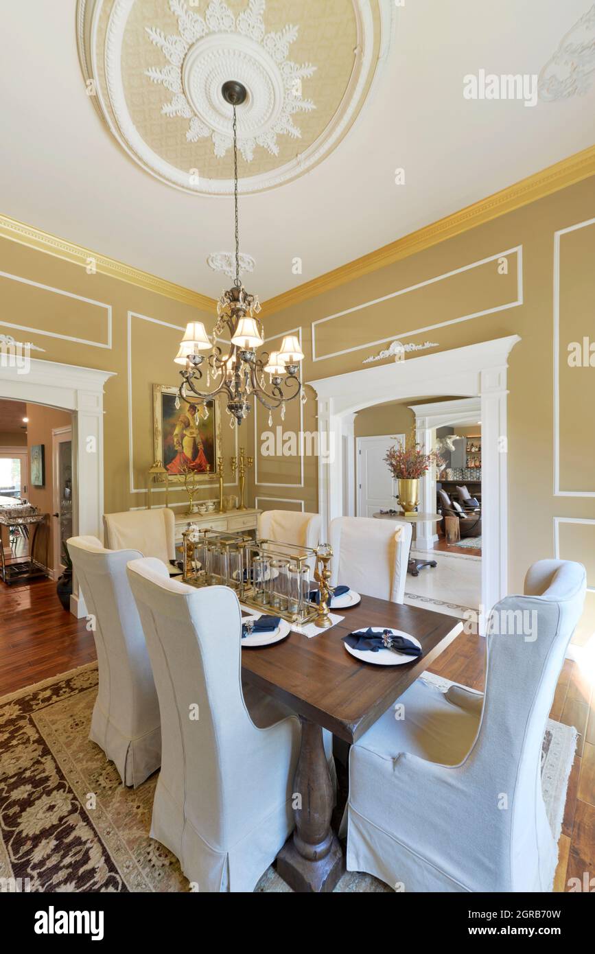 Luxury residential dining room interior Stock Photo - Alamy