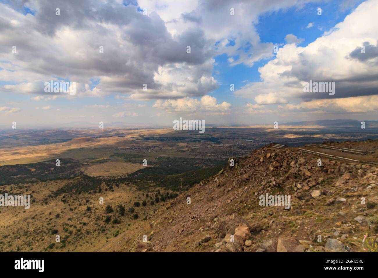 Hasan mount hi-res stock photography and images - Alamy