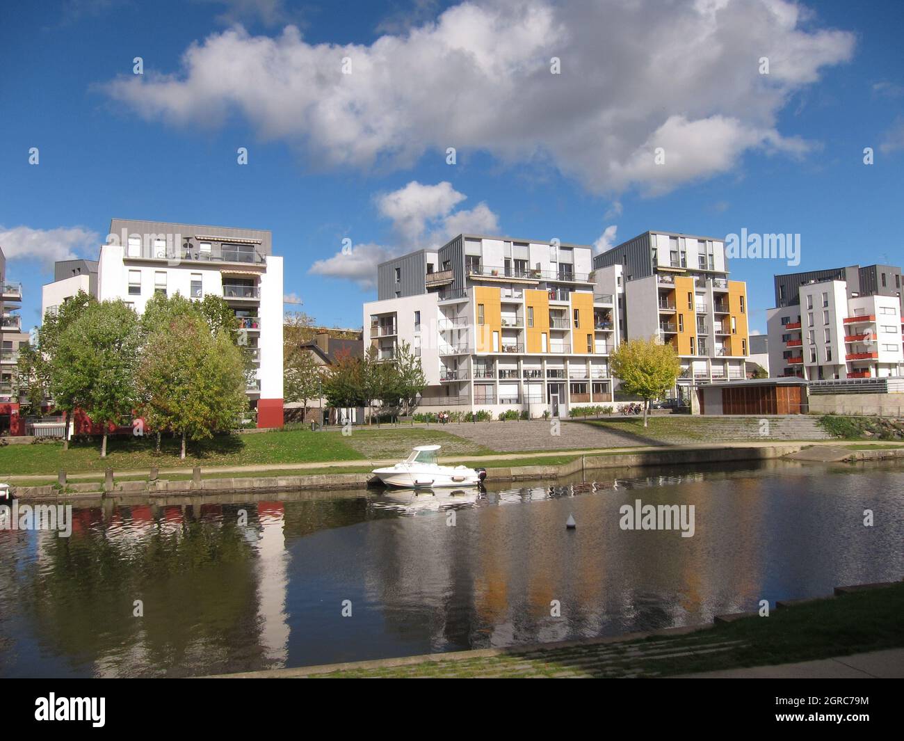 River in rennes hi-res stock photography and images - Alamy