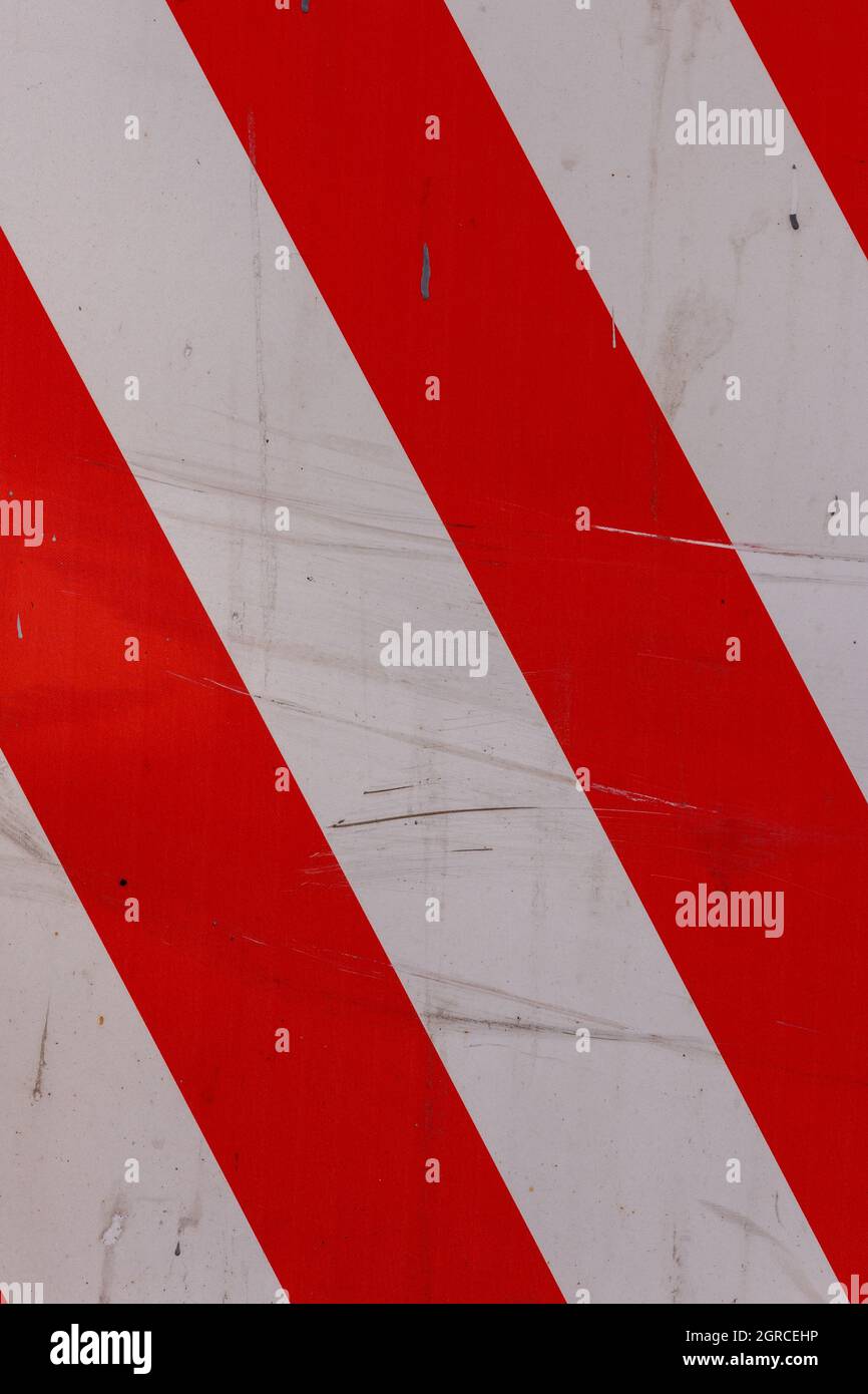 Faded red stop sign hi-res stock photography and images - Alamy