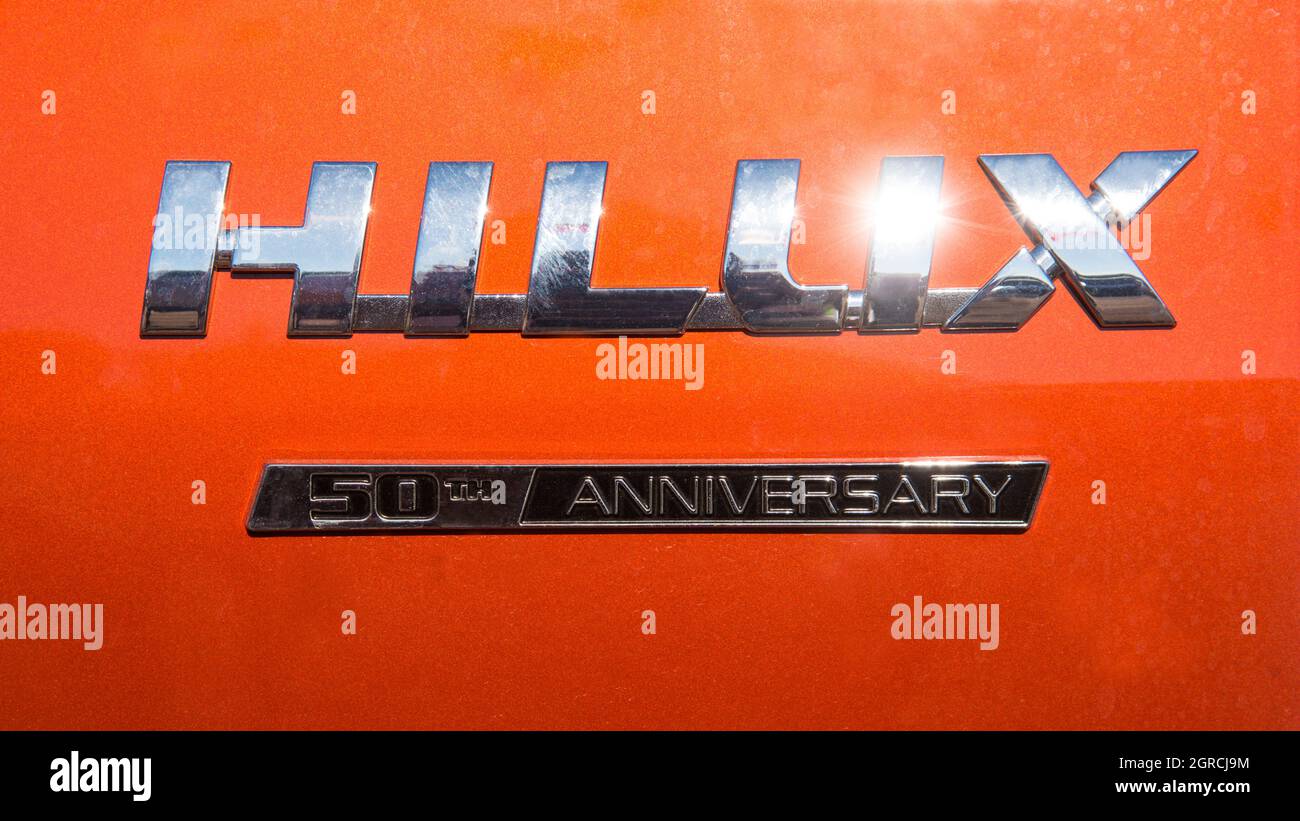 Toyota logo icon car hi-res stock photography and images - Alamy