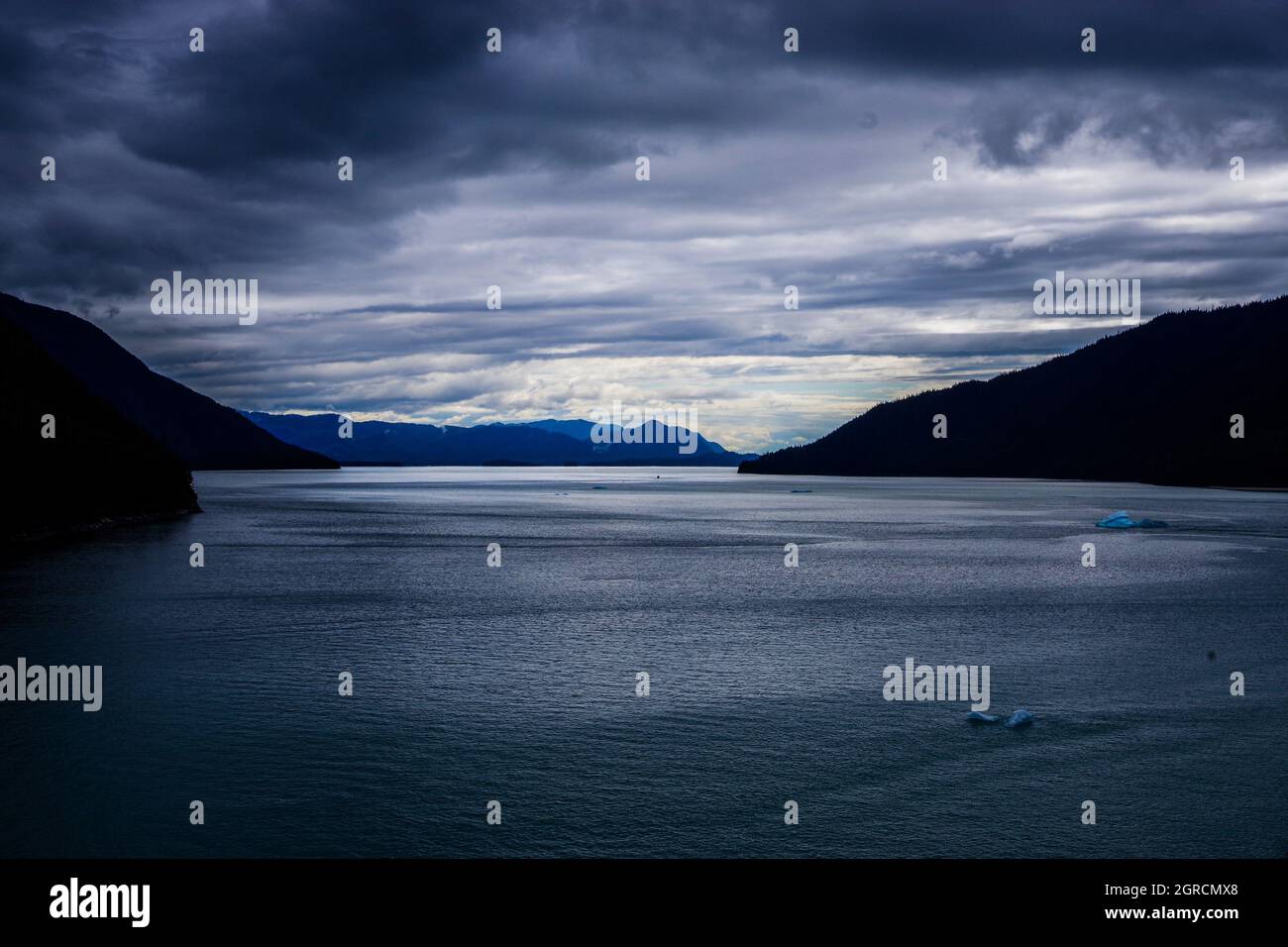 Ice Water In An Alaskan Fjord Stock Photo - Alamy