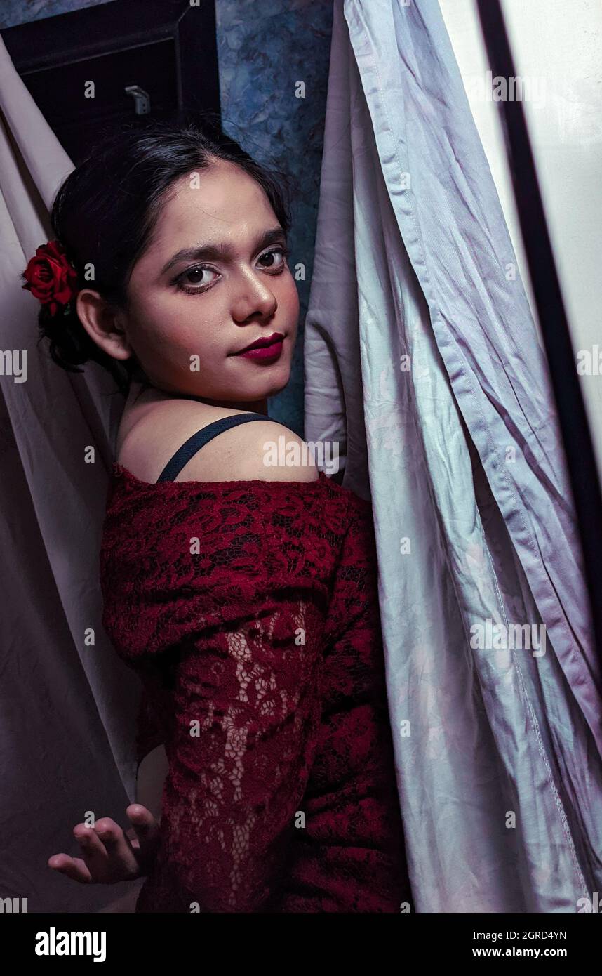 Dolling hi-res stock photography and images - Alamy