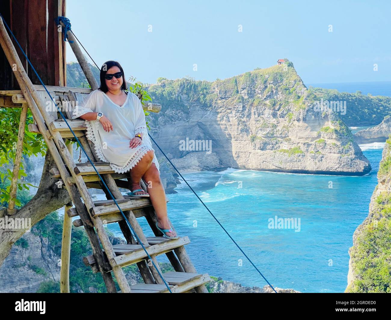 Nusa penida tree house hi-res stock photography and images - Alamy