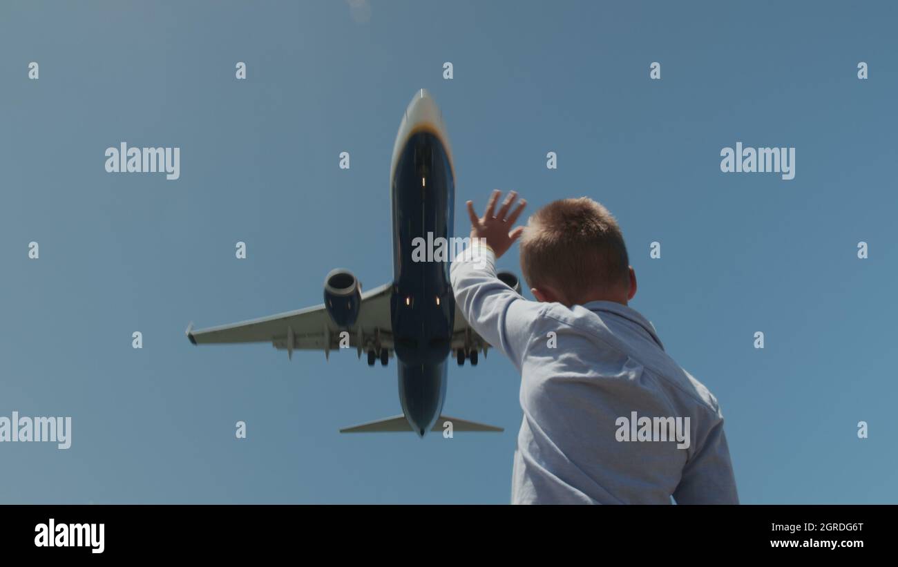 Air force one flying overhead hi-res stock photography and images - Alamy