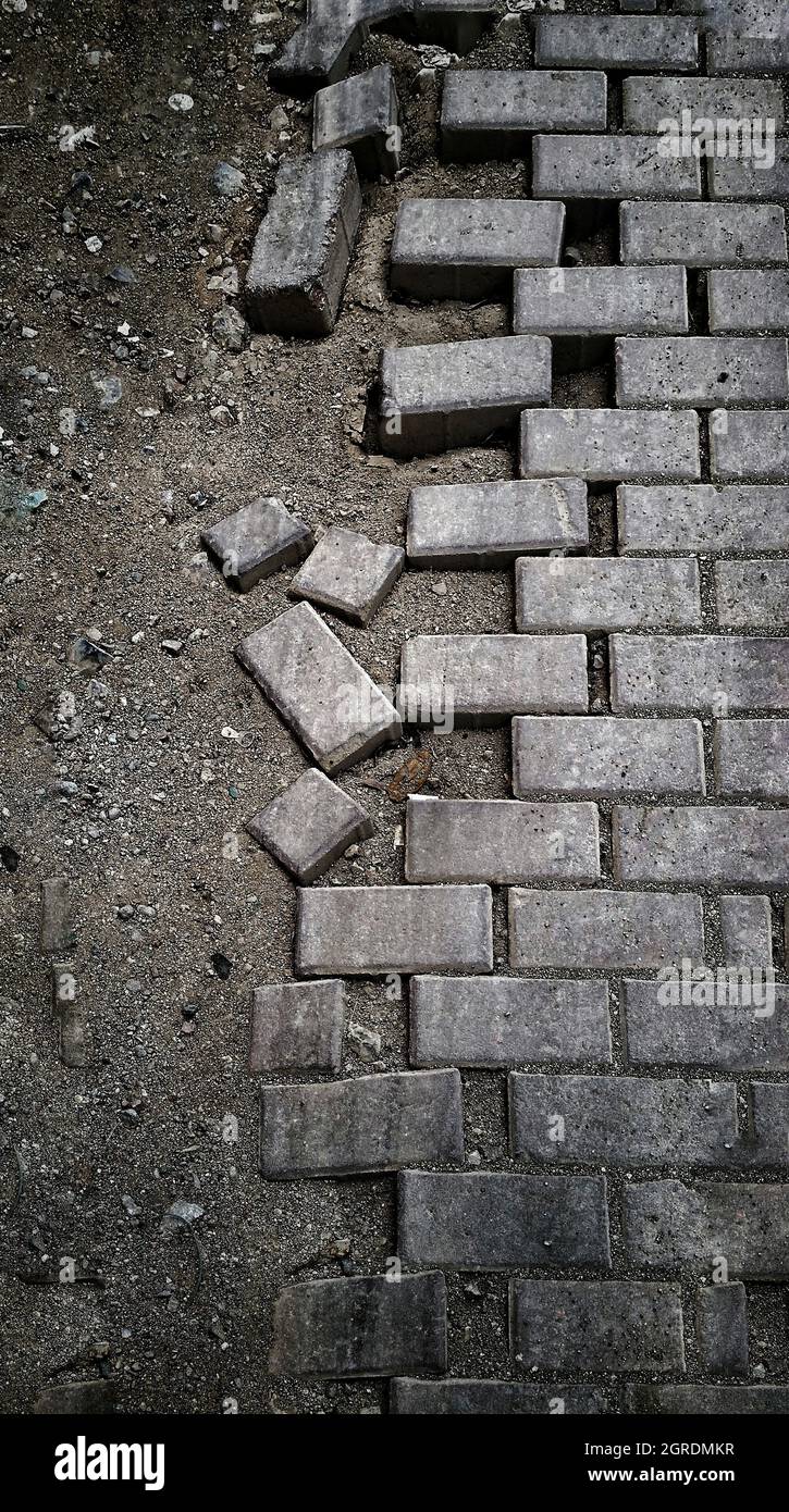 Disintegrating brick hi-res stock photography and images - Alamy