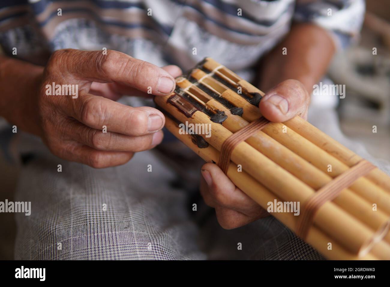 Organ workshop hi-res stock photography and images - Alamy
