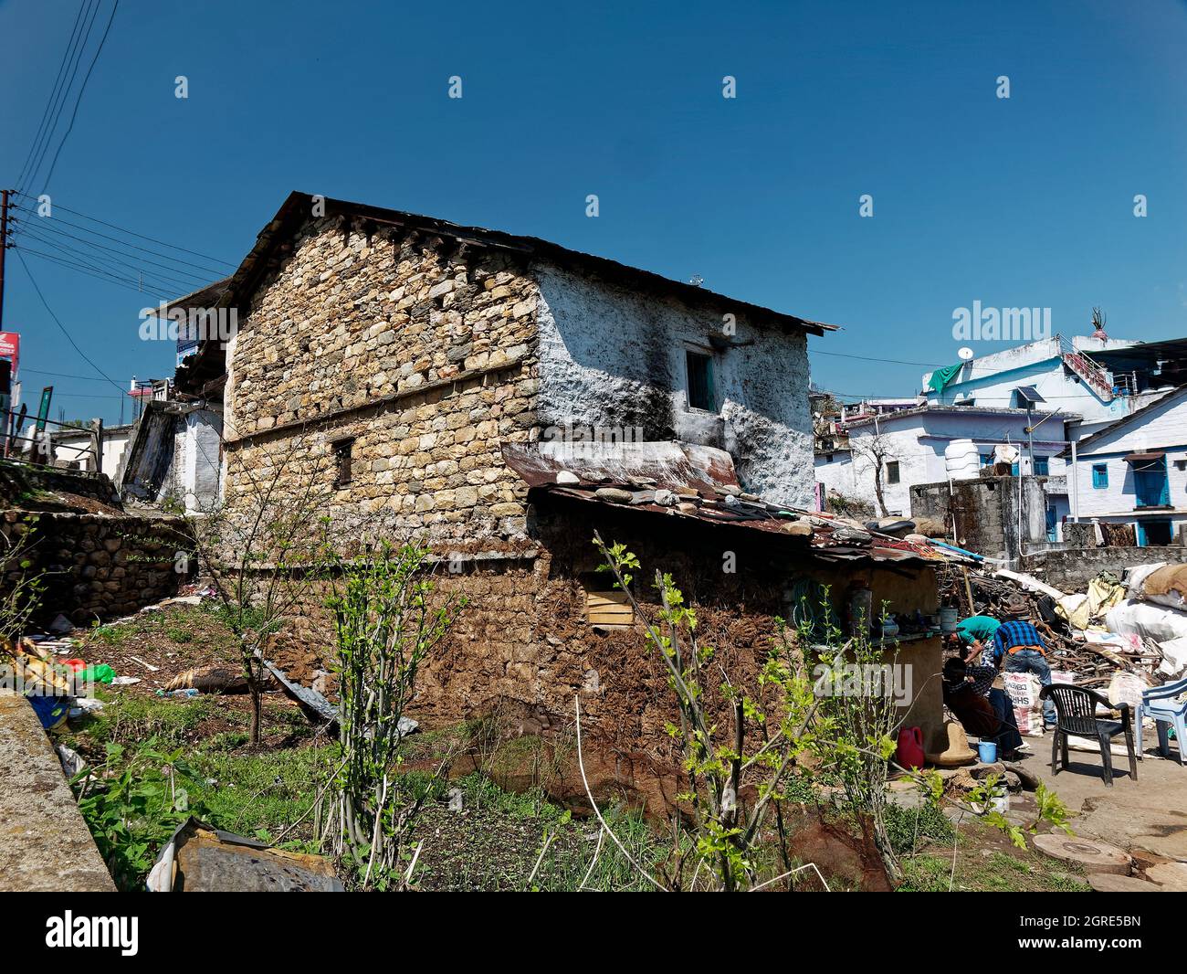 Traditional stone house in Himalayan villages Stock Photo - Alamy