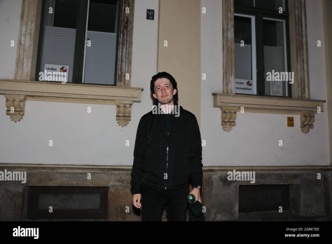 Maximilian Mundt am Set zu Dreharbeiten für die Serie "Ze Network" mit ...