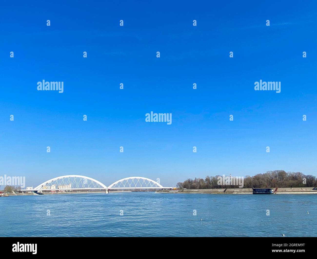 Novi sad bridge 1999 hi-res stock photography and images - Alamy