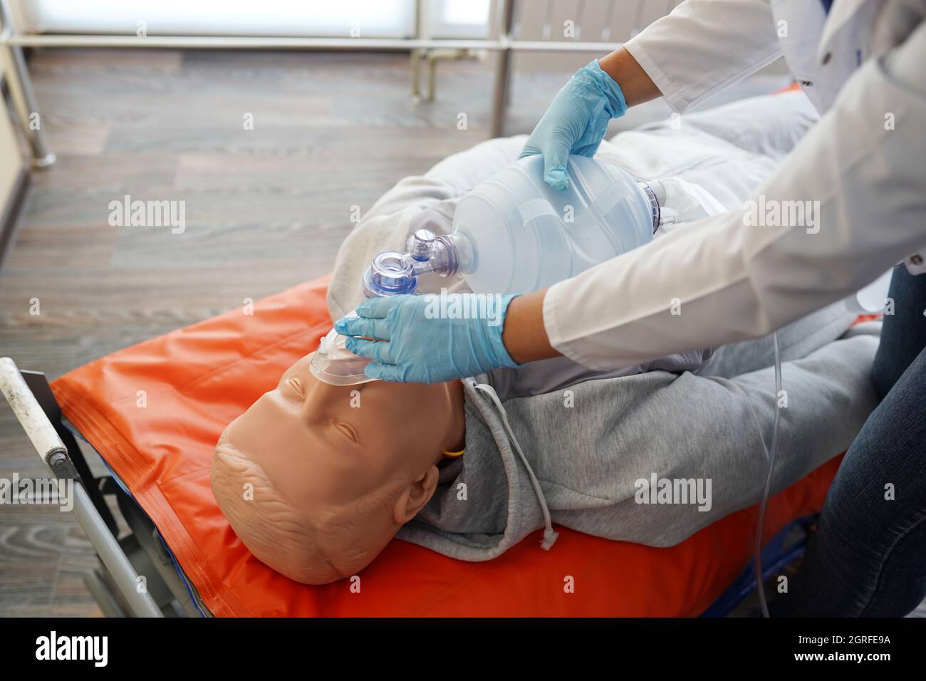 Nurse students class hi-res stock photography and images - Alamy