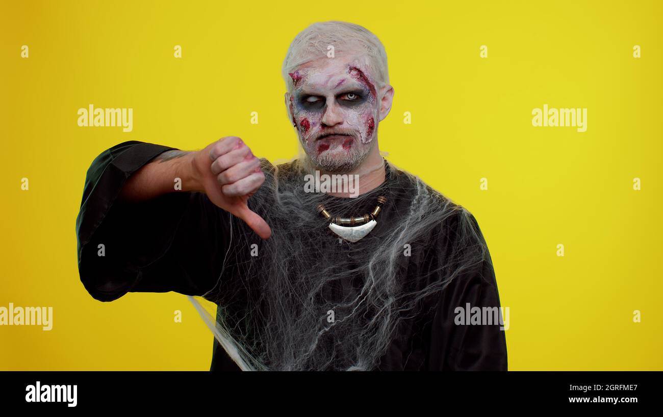 Yellow zombie sign hi-res stock photography and images - Alamy