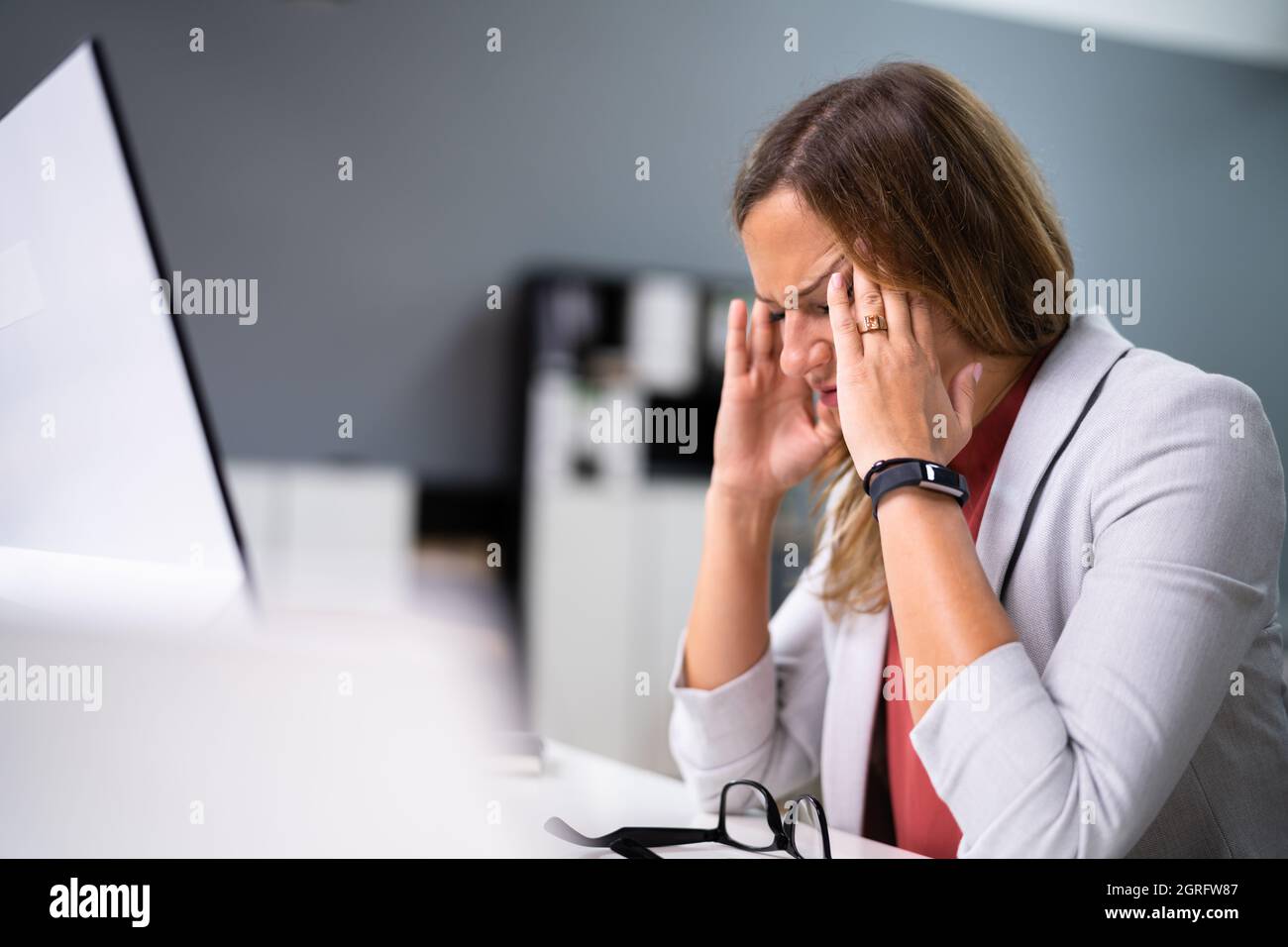 Employee worry hi-res stock photography and images - Alamy