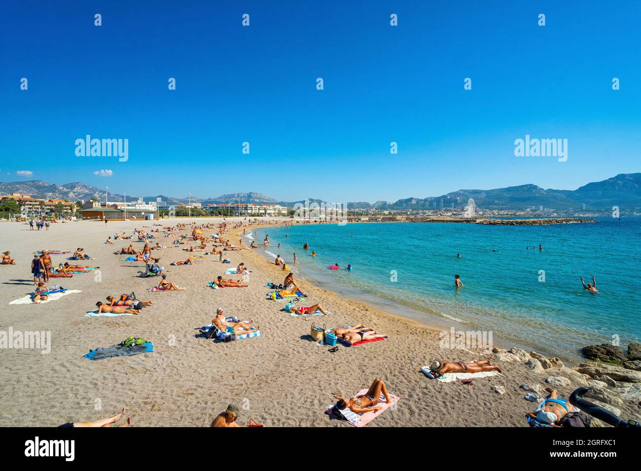 Bathing beaches hi-res stock photography and images - Alamy
