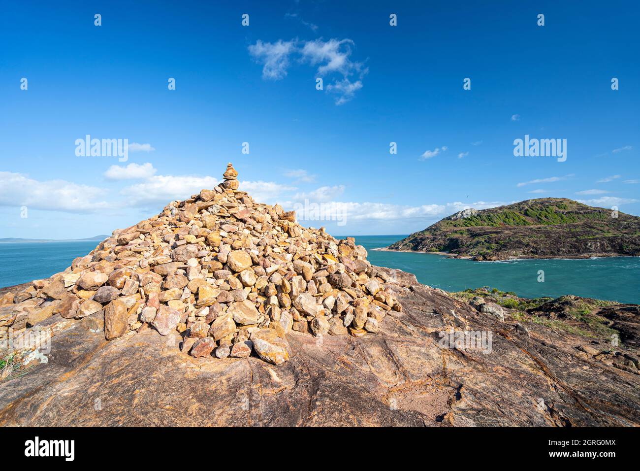 Rock cairns on the Tip walking track with York Island and Torres ...
