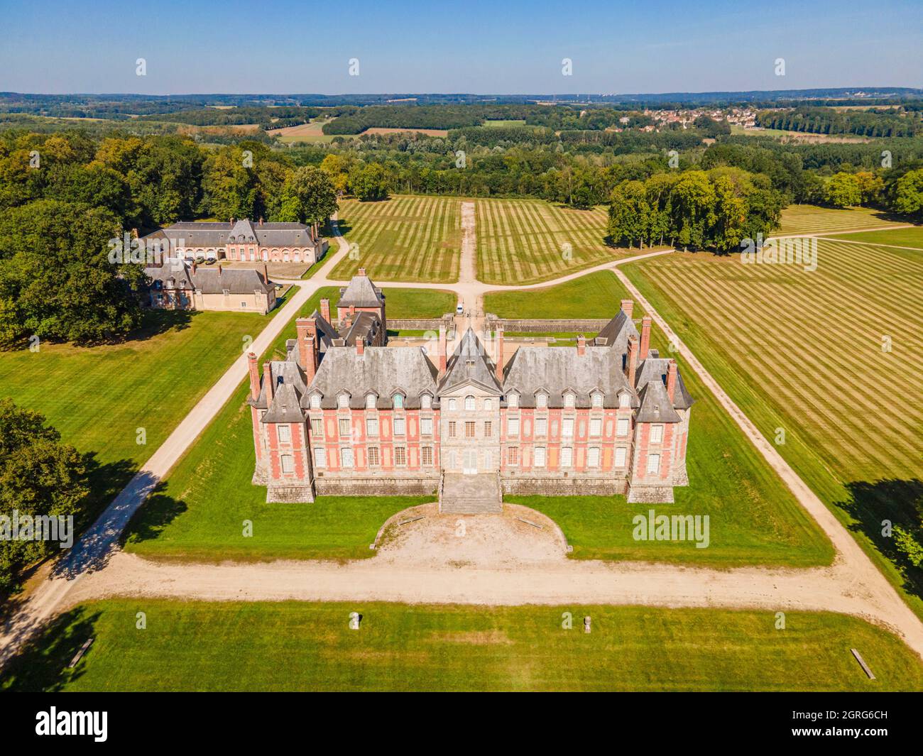 Cheron hi-res stock photography and images - Alamy