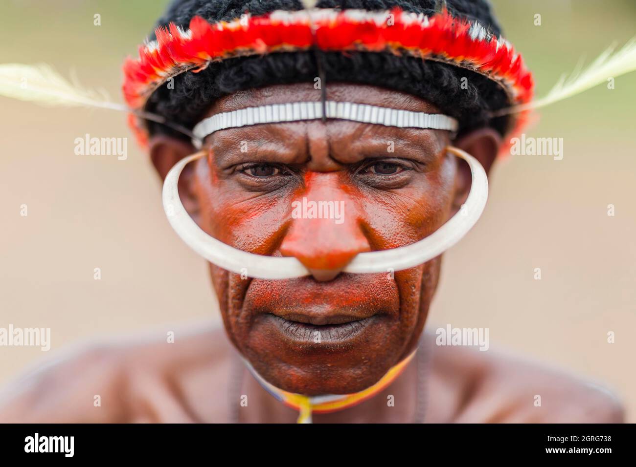 Indonesia, Papua, city of Wamena, portrait of a man from the Dani tribe ...