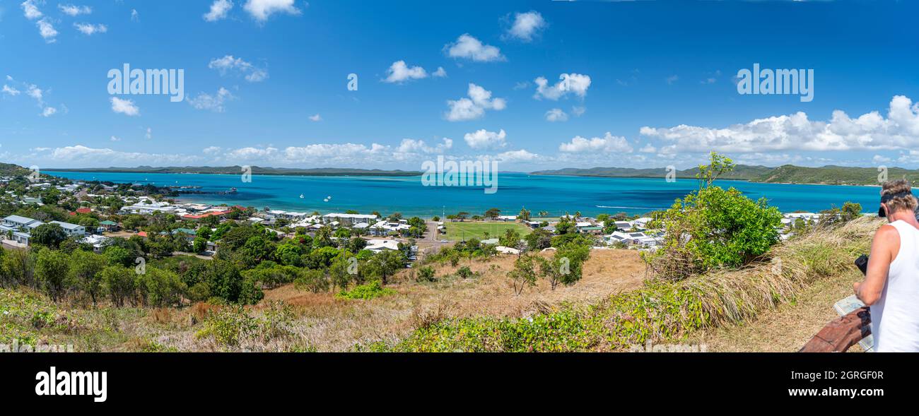 View of Thursday Island and surrounding islands from Green Hill Fort ...