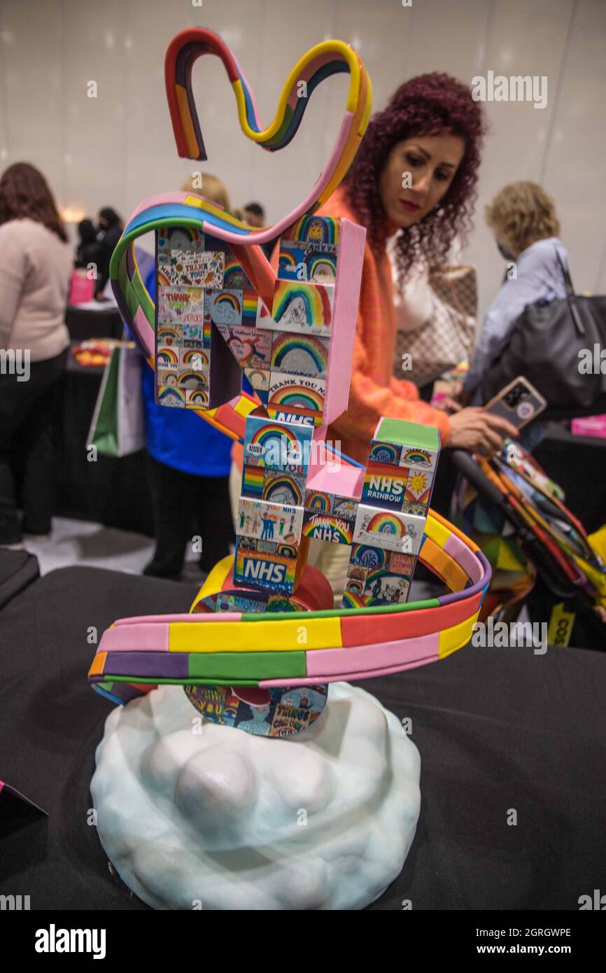 London, UK. 01st Oct, 2021. Cake & Bake Show 2021 This years Cake ...