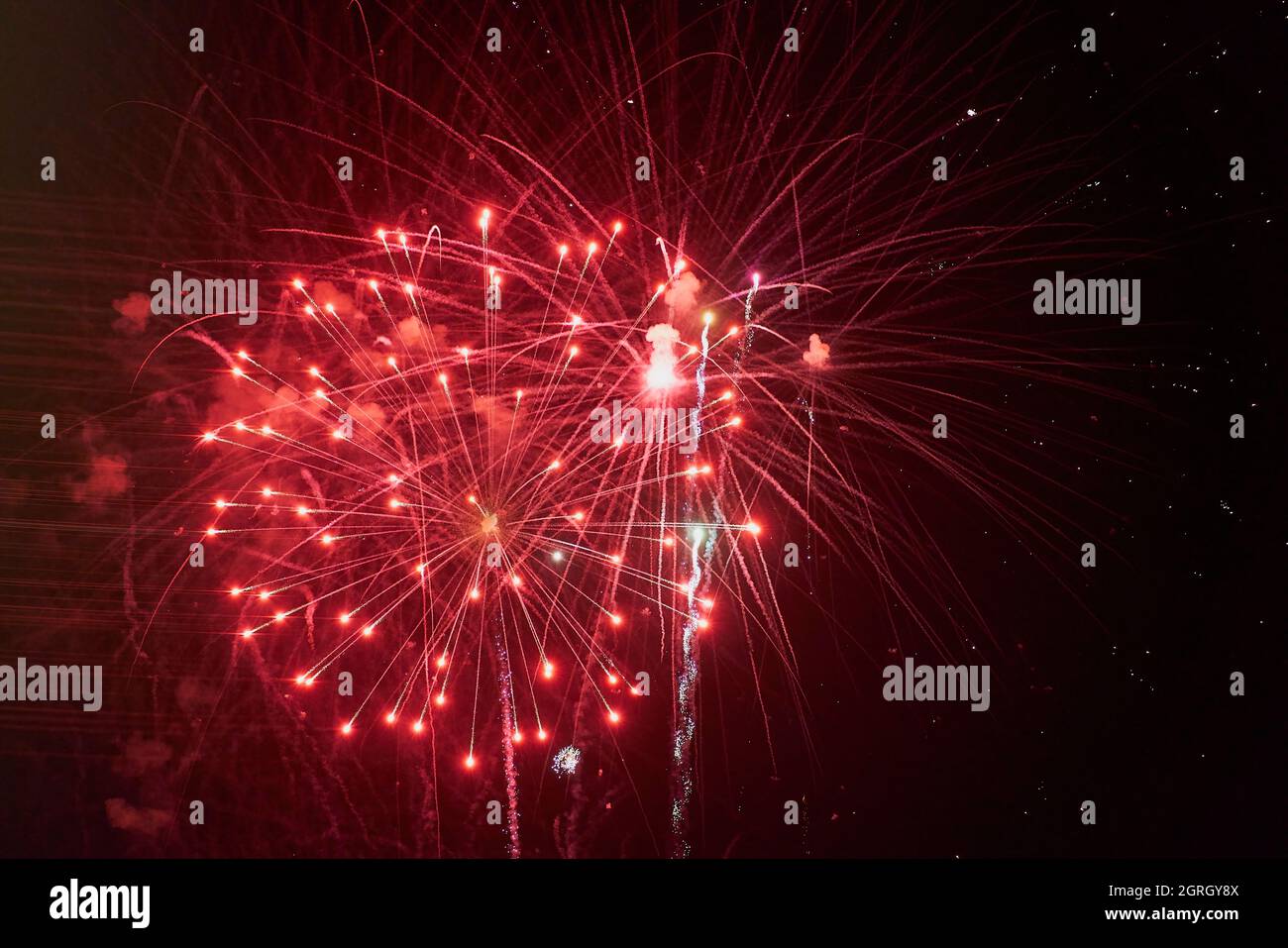 Fireworks exploding hi-res stock photography and images - Alamy