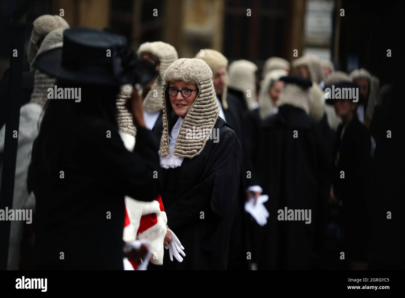 London, England, UK. 1st Oct, 2021. Judges arrive in Westminster Abbey ...