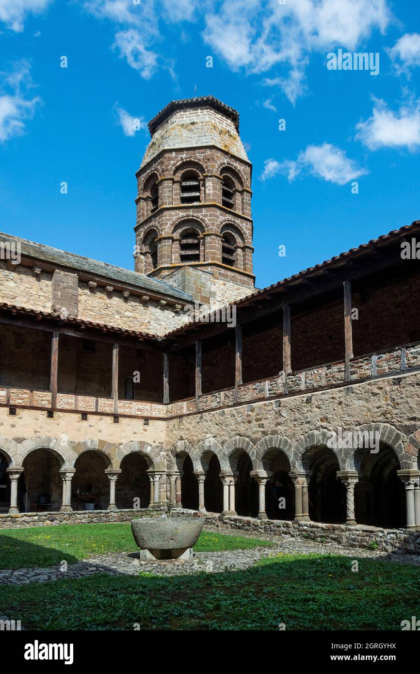 Lavaudieu. Saint Andre Abbaye, view of its romanesque cloister, its ...