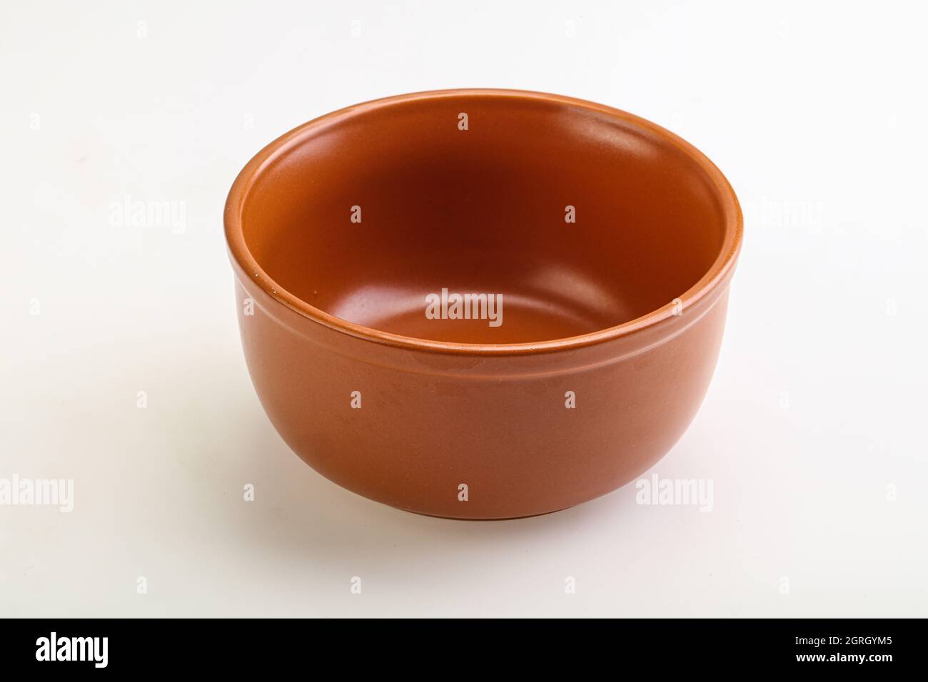 Color empty bowl for kitchen isolated Stock Photo - Alamy