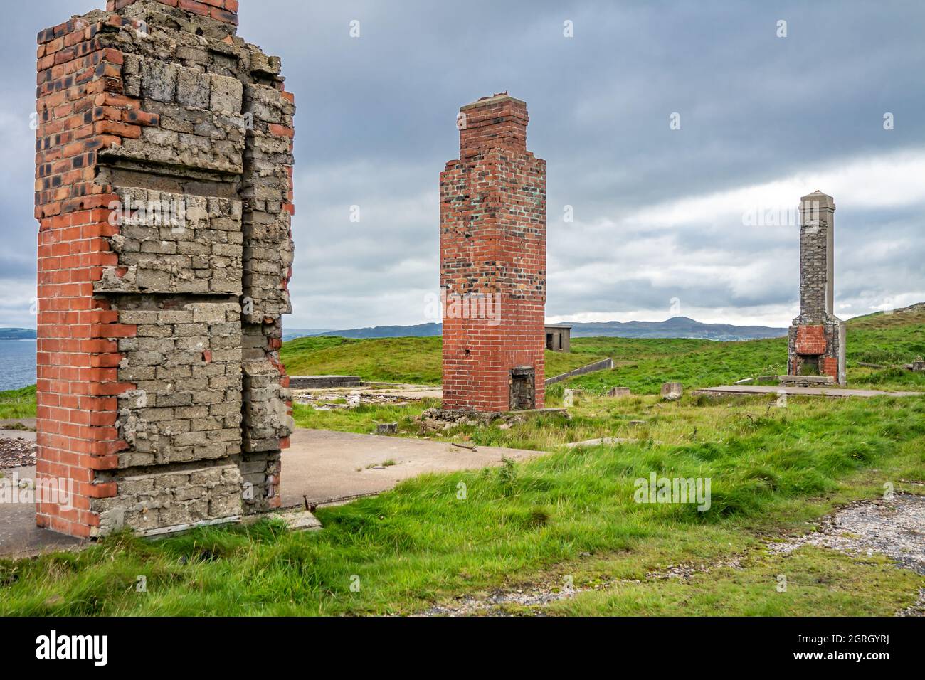 The ruins of Lenan Head fort at the north coast of County Donegal ...