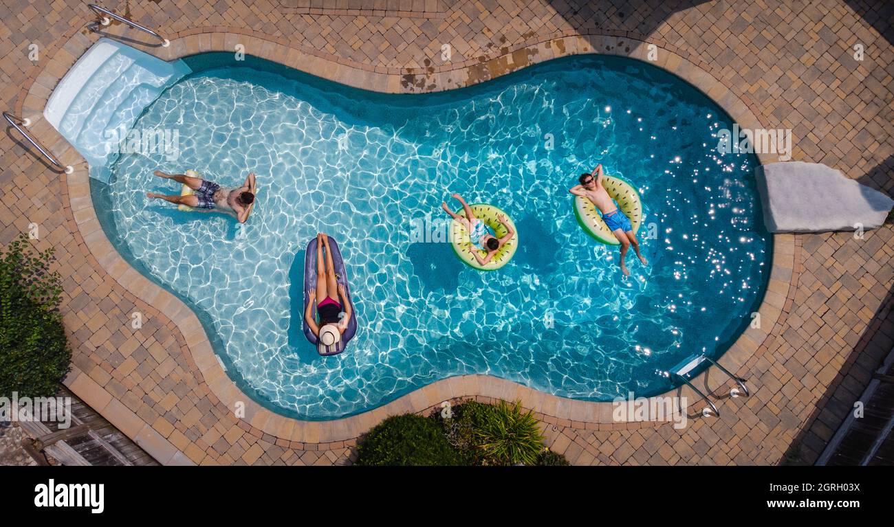 An overhead view of a swimming pool hi-res stock photography and images ...
