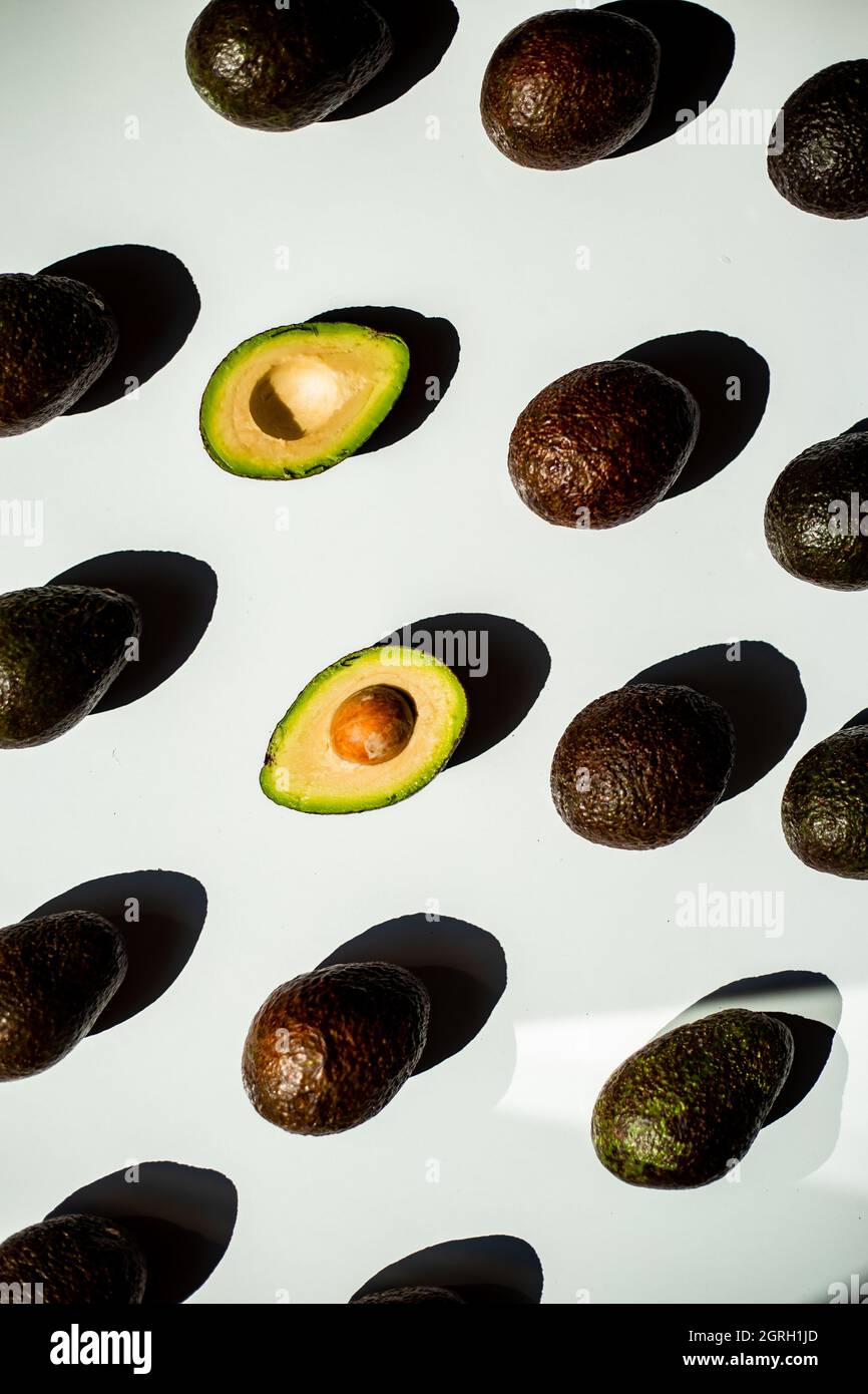 Fresh whole avocados one hi-res stock photography and images - Alamy
