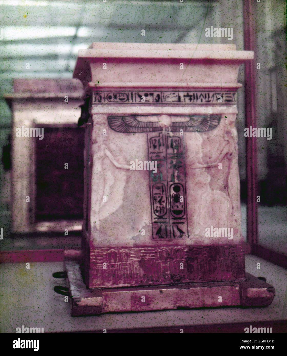 Canopic shrine hi-res stock photography and images - Alamy