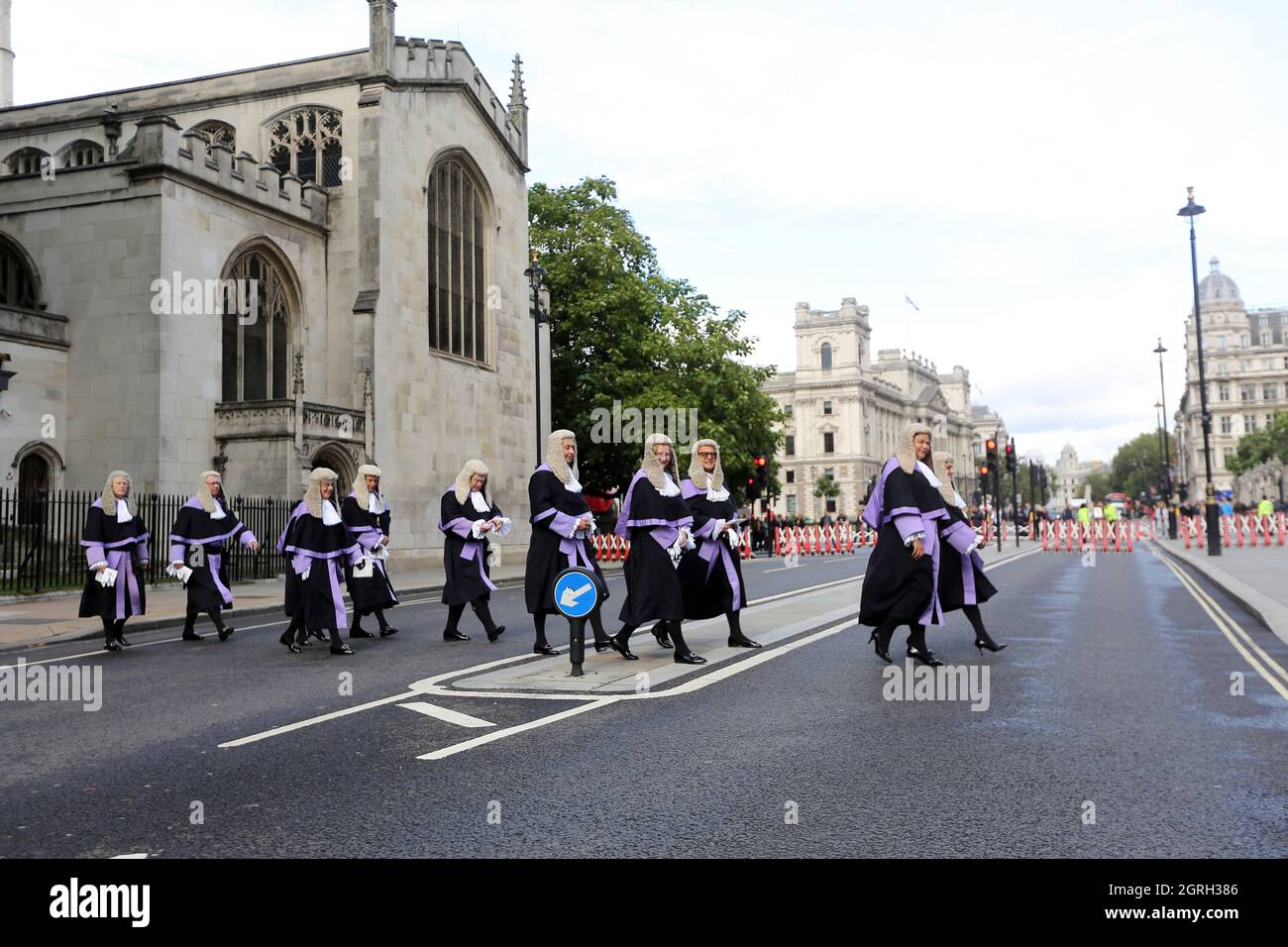 London, England, UK. 1st Oct, 2021. Judges arrive in Houses of ...
