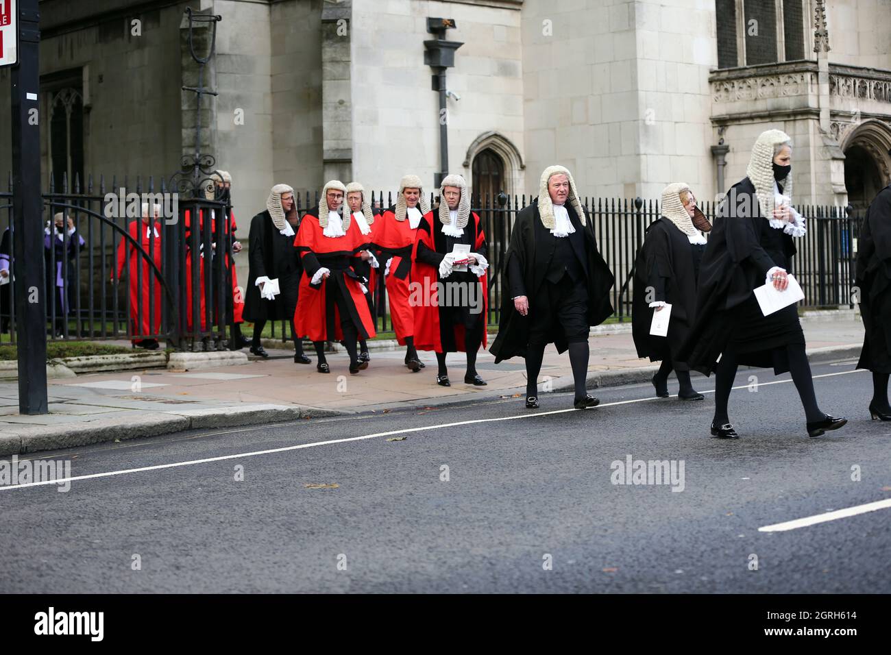London, England, UK. 1st Oct, 2021. Judges arrive in Houses of ...