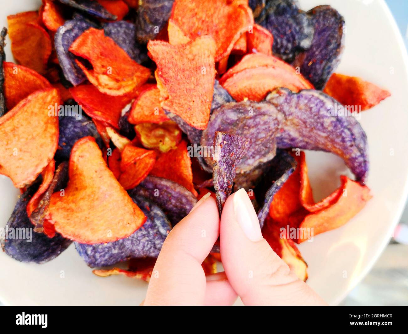Real crisps hi-res stock photography and images - Alamy