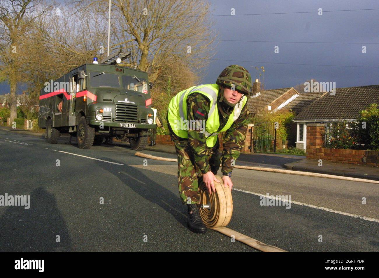 24-11-02 Green Goddeess Army Fire Engine Army firefighters at scene of ...