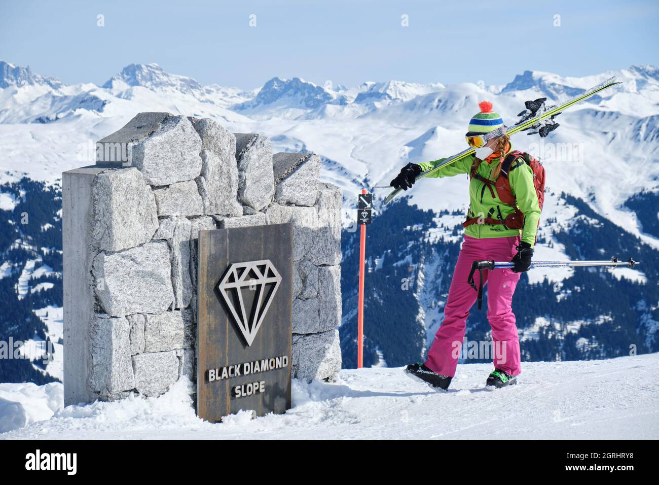 Black piste hi-res stock photography and images - Alamy