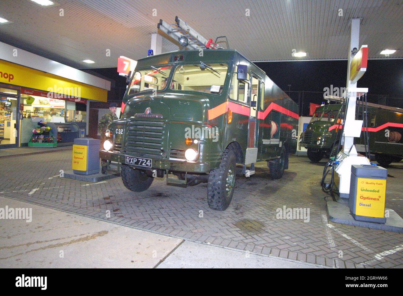 Green goddess fire engines hi-res stock photography and images - Alamy