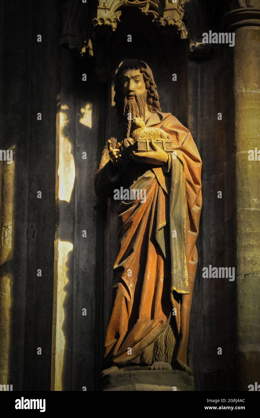 Elements of Architecture in the Austrian capital Vienna Stock Photo - Alamy