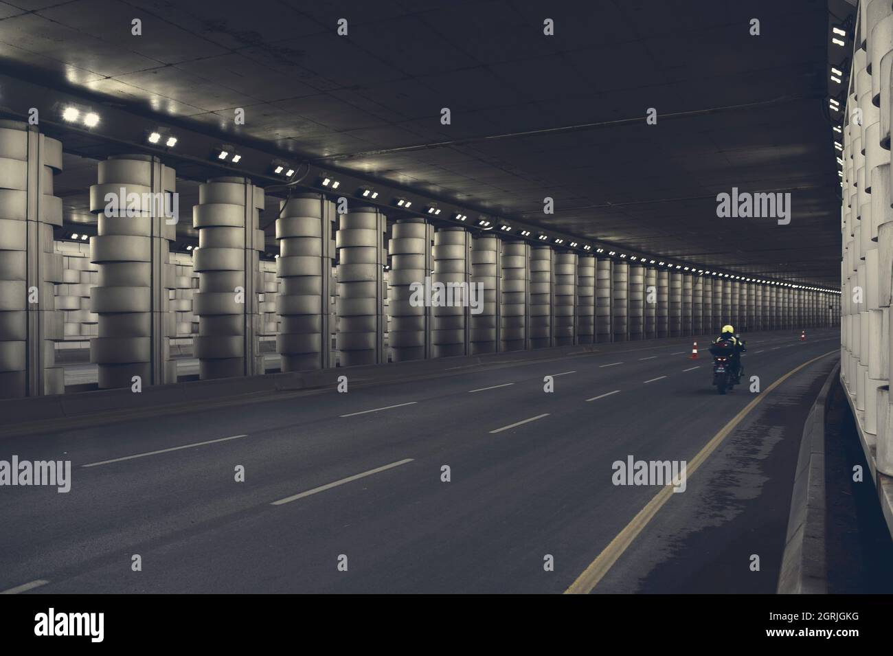 Highway tunnel,city, underpass, tunnel, subway, road, empty, calm ...