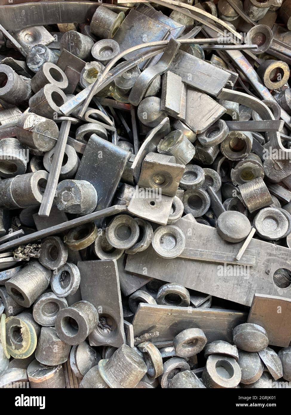 Lead scrap metal hi-res stock photography and images - Alamy